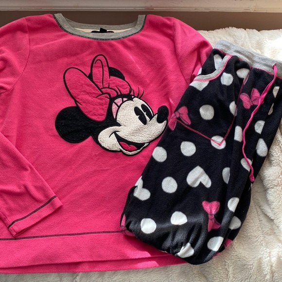 Disney | Intimates & Sleepwear | Disney Minnie Mouse Pjs O | Poshmark